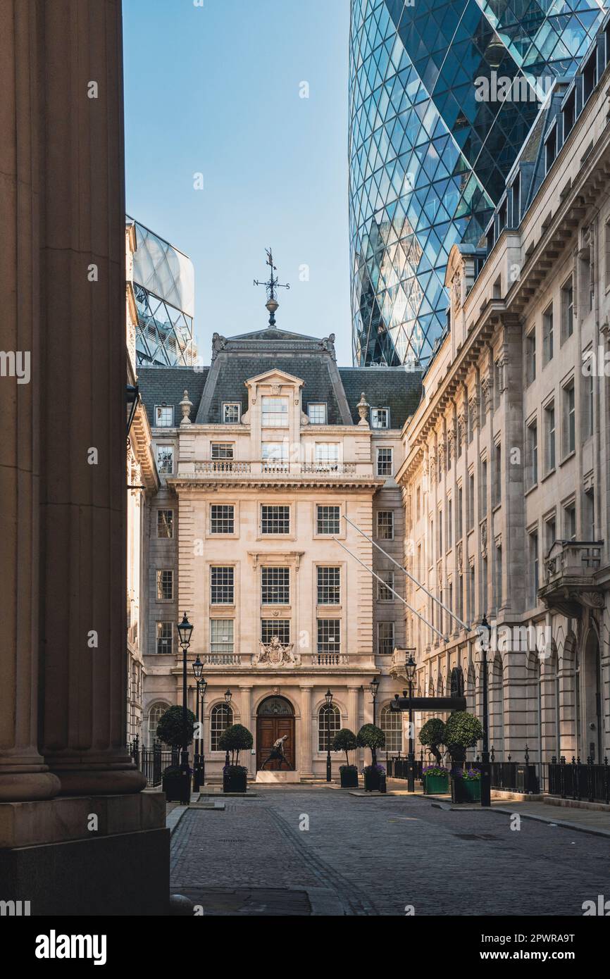 The gherkin london entrance hi-res stock photography and images - Alamy
