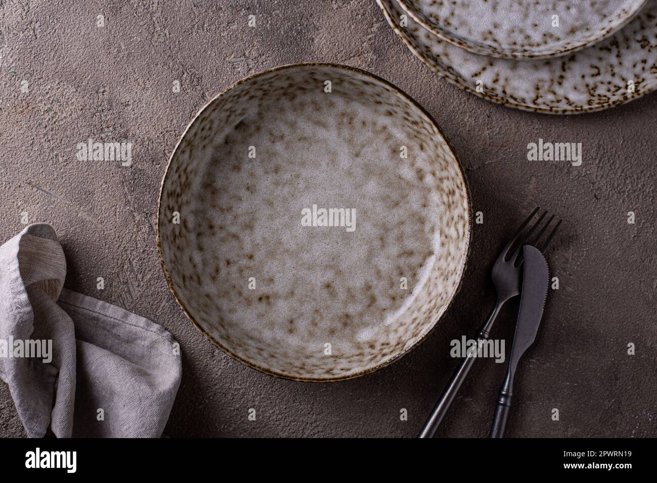 Hand made craft ceramic plate and bowl Stock Photo - Alamy