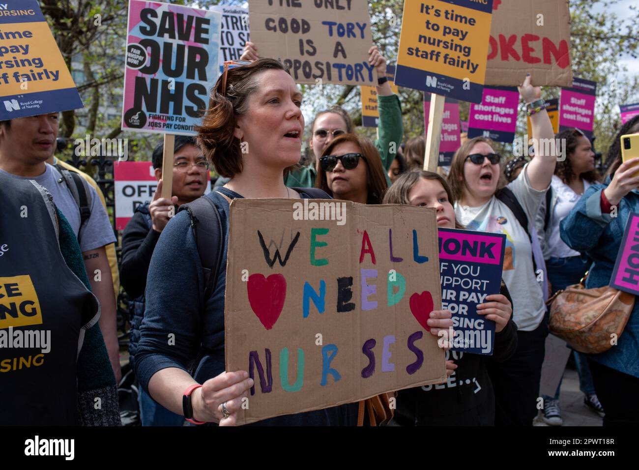 London,uk,1st may,2023.A picket line of Nurses outside the St Thomas ...