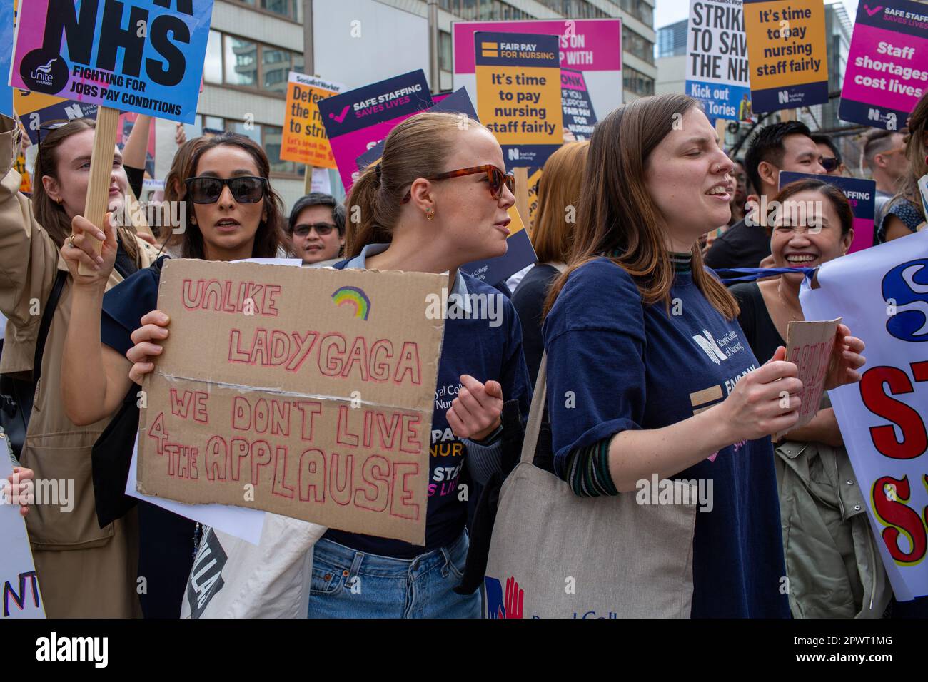 London,uk,1st may,2023.A picket line of Nurses outside the St Thomas ...