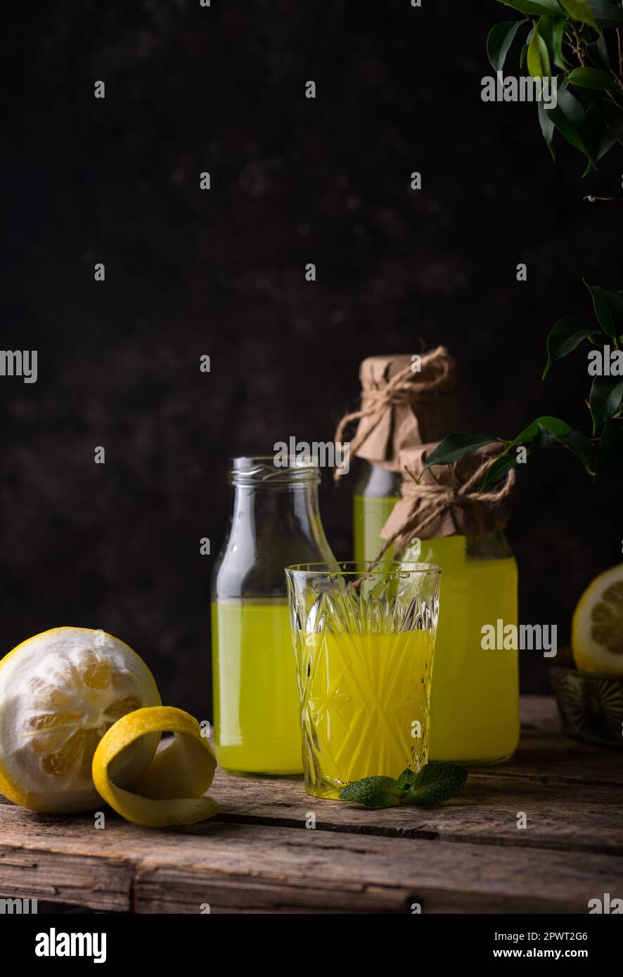 Traditional italian limoncello or lemon liquor Stock Photo - Alamy