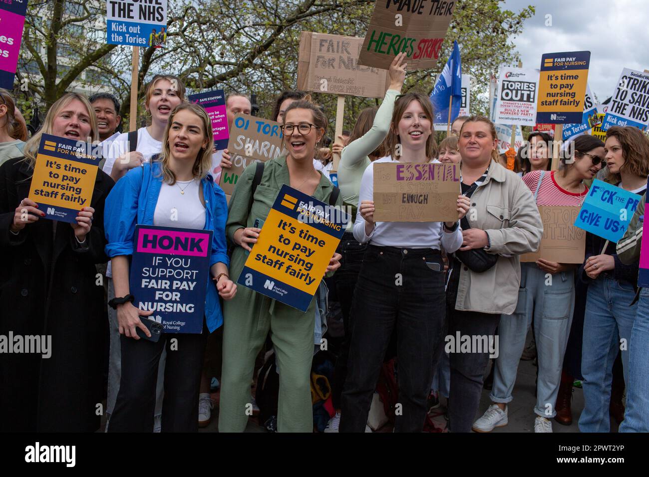 London,uk,1st may,2023.A picket line of Nurses outside the St Thomas ...