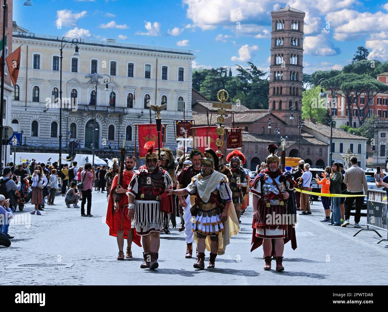 Rome's birthday 2023, historical parade Stock Photo - Alamy