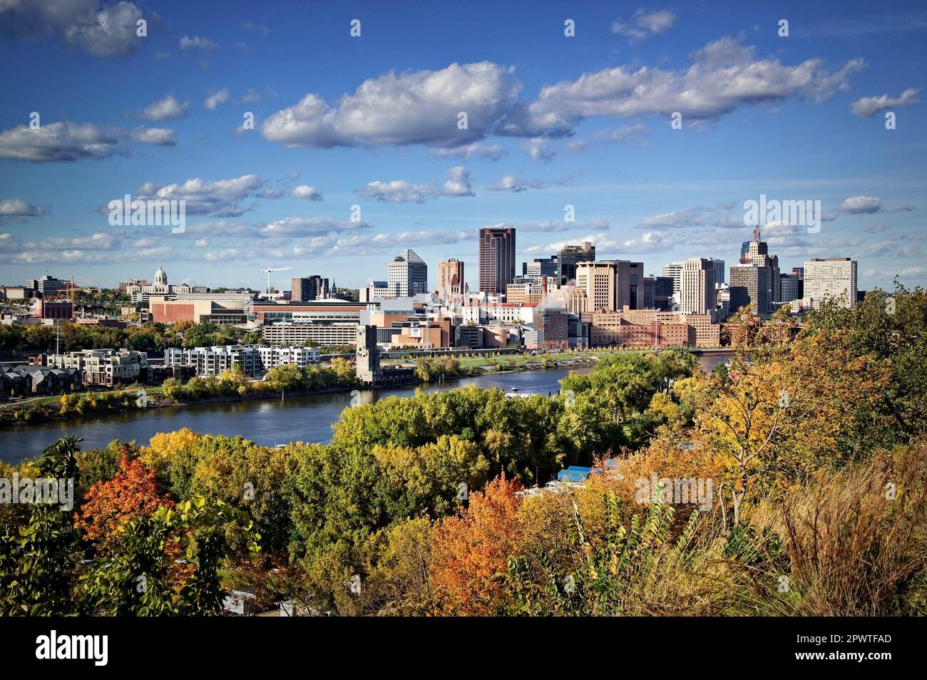 The capital city of St. Paul and the Mississippi River from the south ...