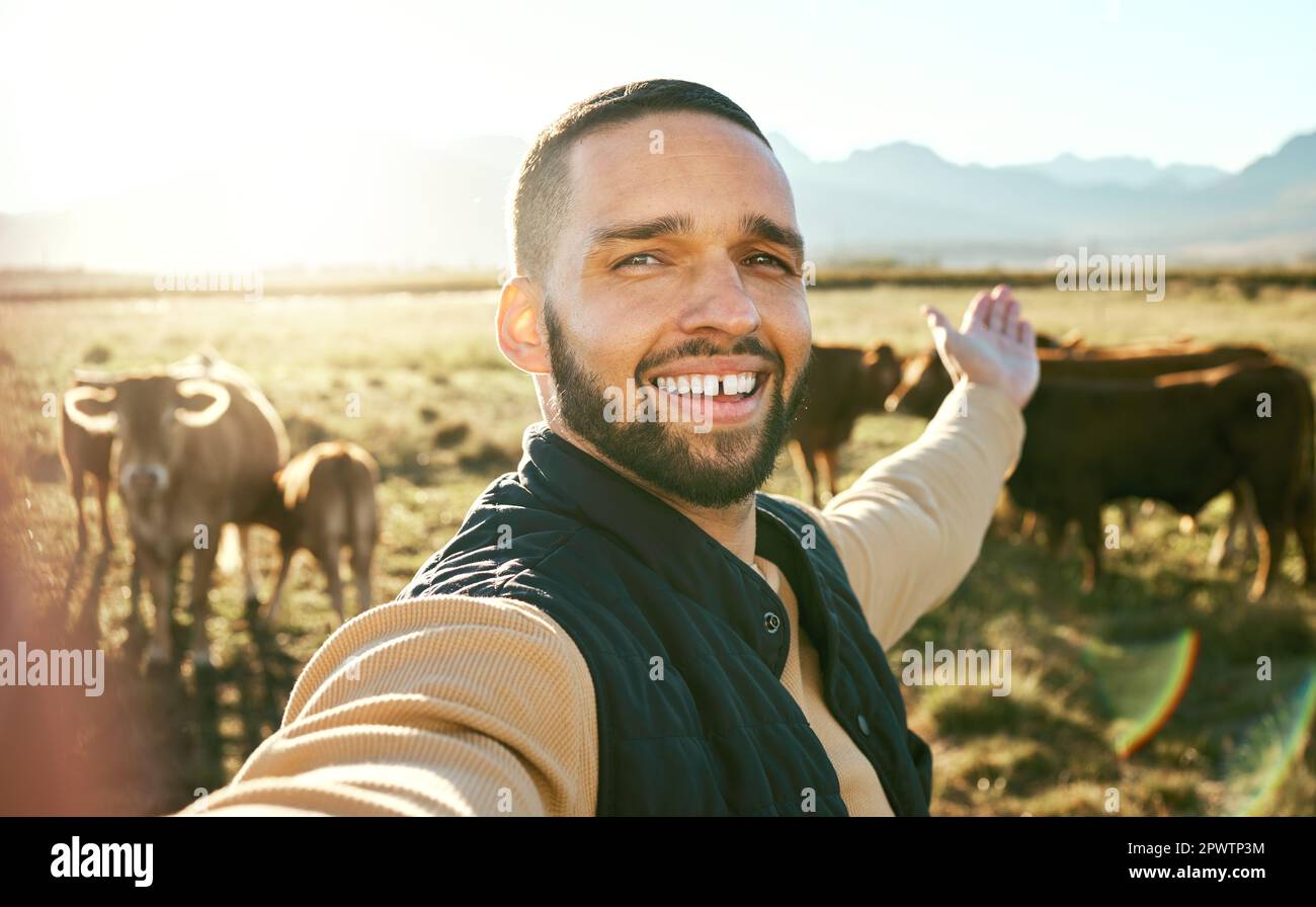 Social media influencer countryside hi-res stock photography and images ...