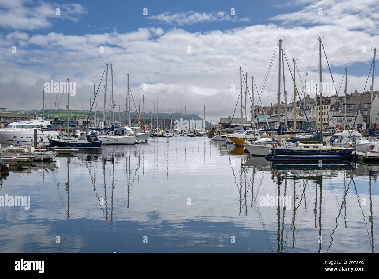 Plymouth sailing boat hi-res stock photography and images - Alamy