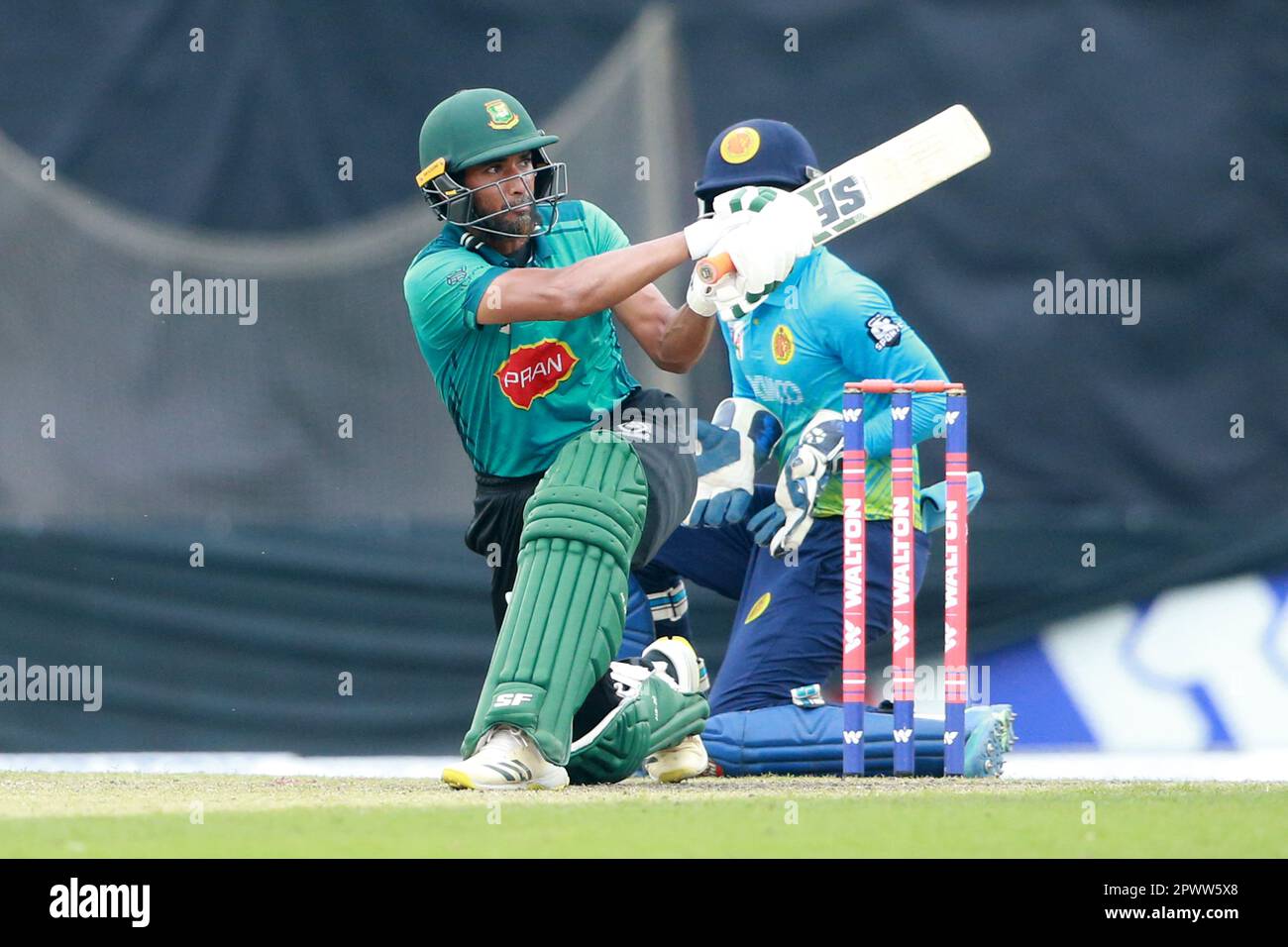 Mohammedan Sporting Club player Mahmudullah bats as Captain Mosaddek ... Mohammedan Sporting Club player Mahmudullah bats as Captain Mosaddek ...