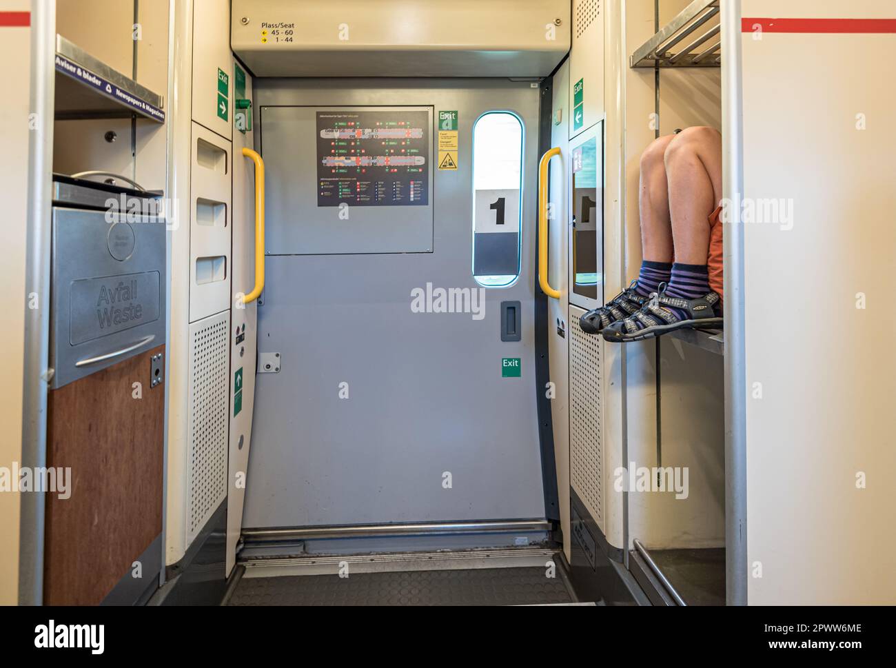 Cargo train compartment hi-res stock photography and images - Alamy