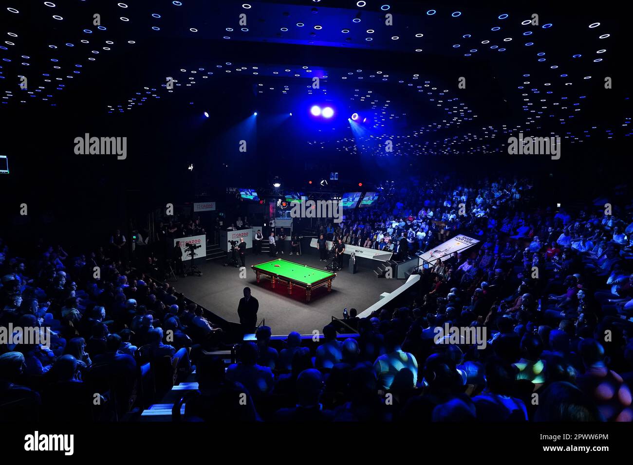 World snooker championship 2023 arena hi-res stock photography and ...