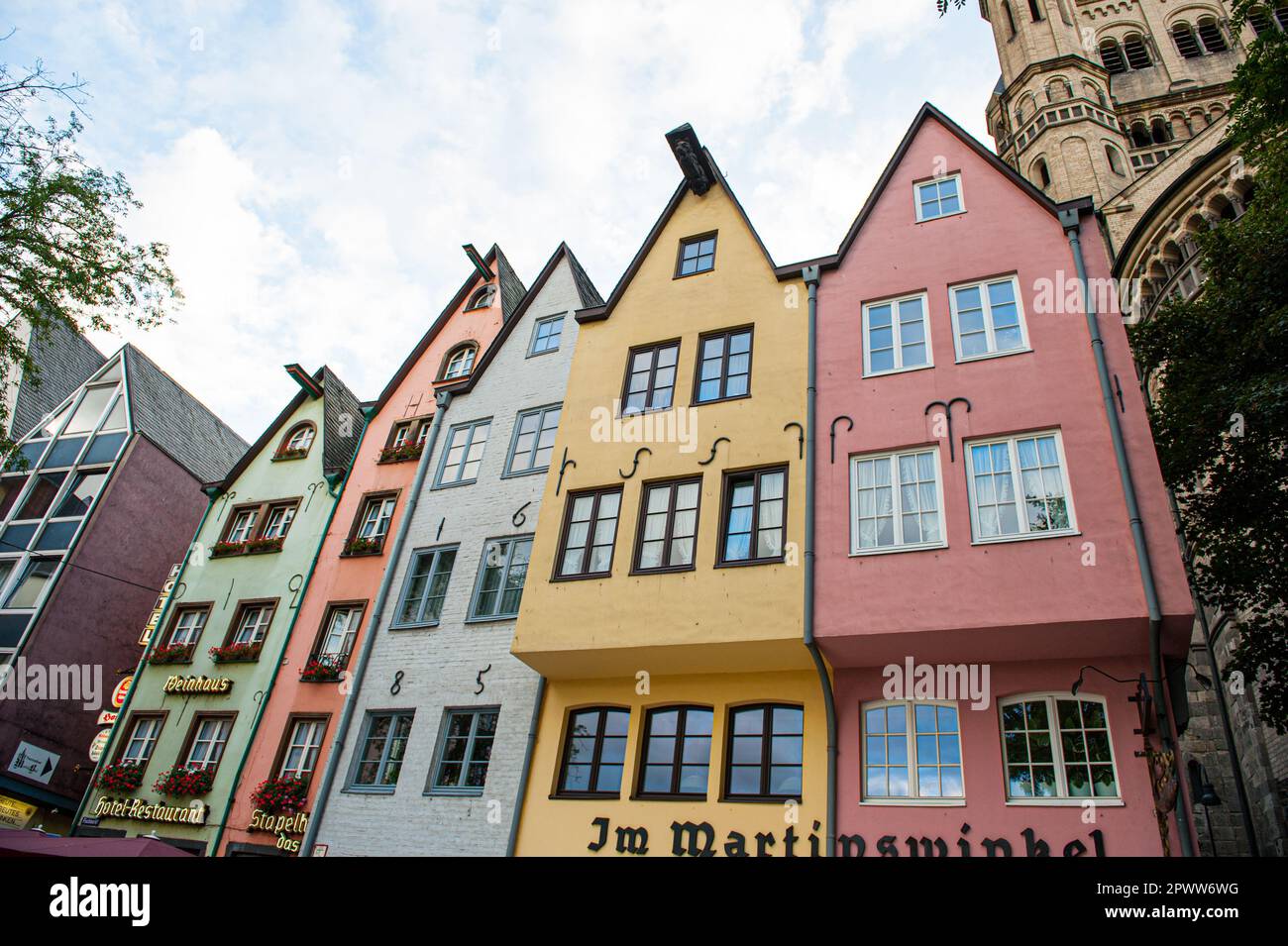 Old city row houses cologne hi-res stock photography and images - Alamy