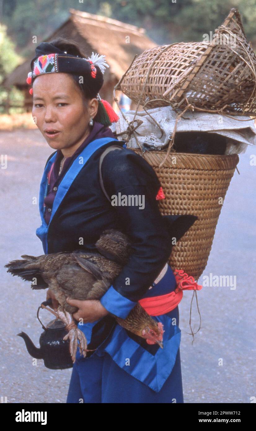 Laos basket hi-res stock photography and images - Alamy