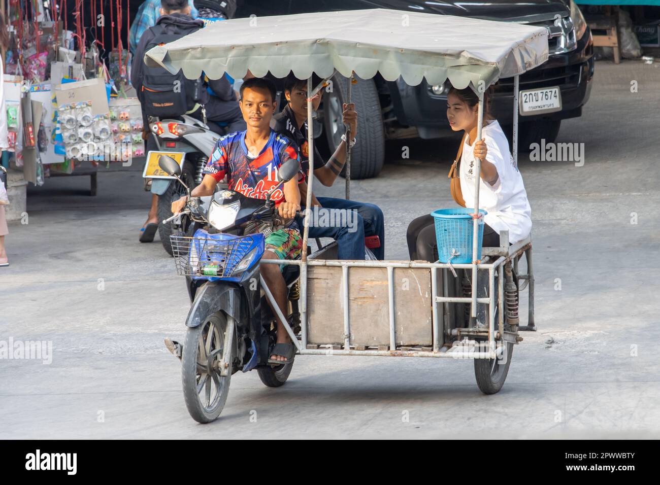 Motorbike sidecar passenger hi-res stock photography and images - Alamy