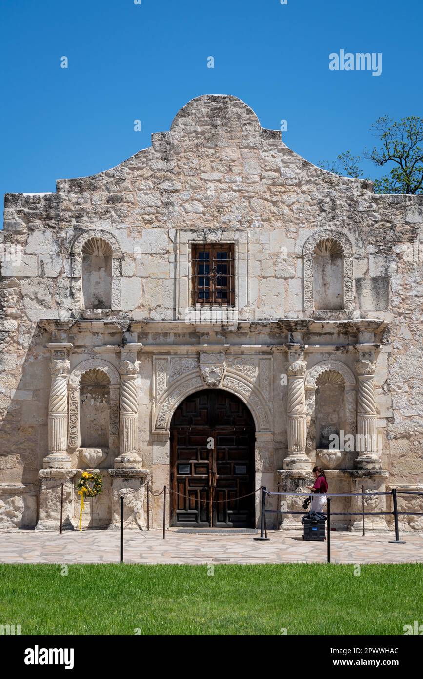 Alamo Church facade at Alamo Encampment in San Antonio, Texas Stock ...