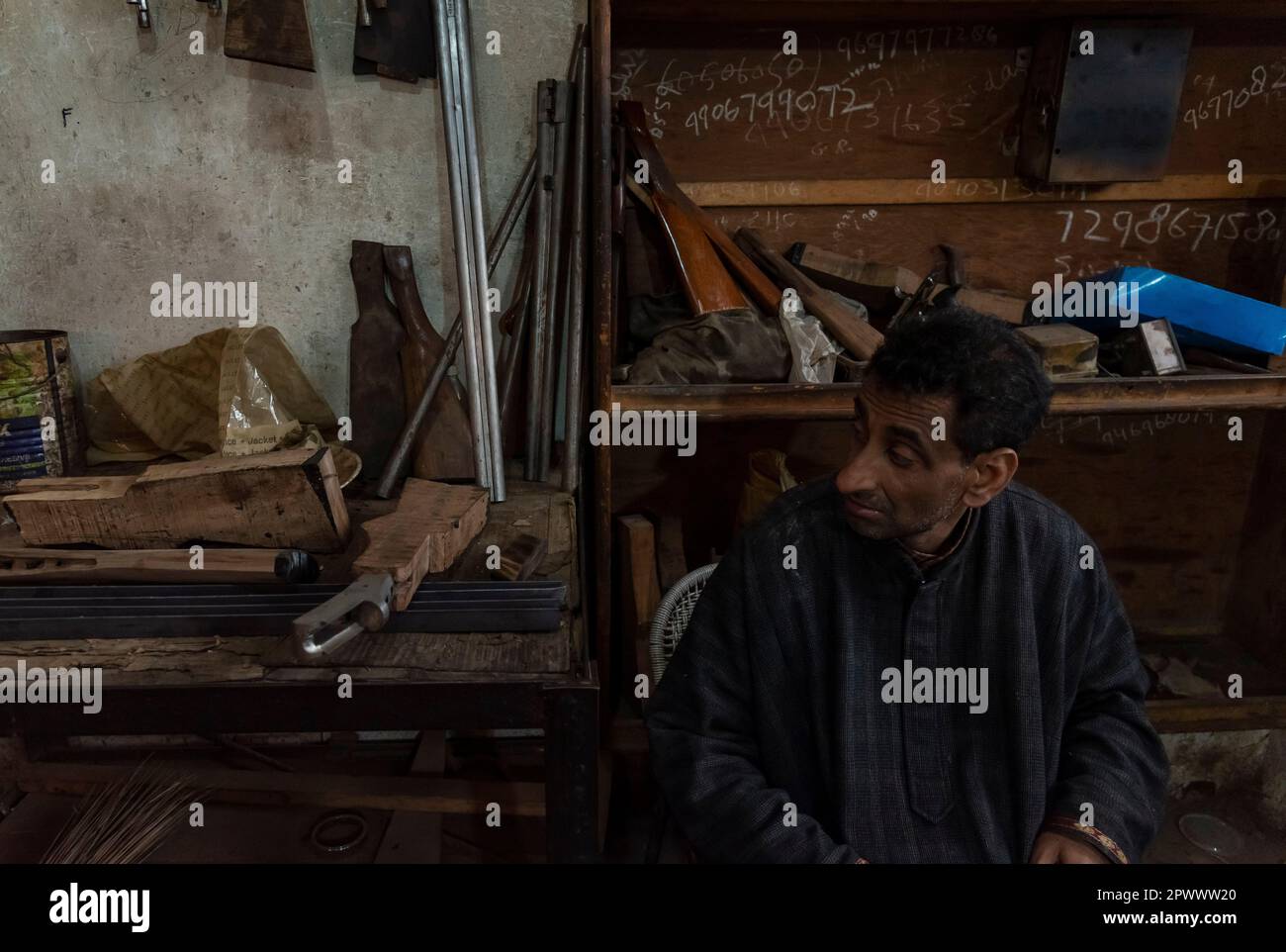Gun barrels hi-res stock photography and images - Alamy