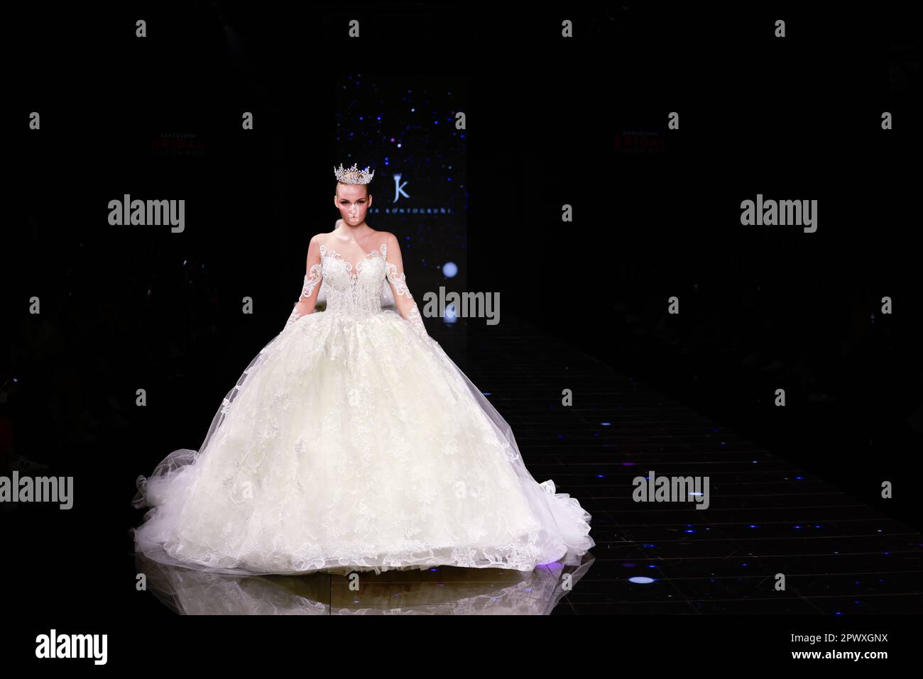 Kontogruni fashion hi-res stock photography and images - Alamy