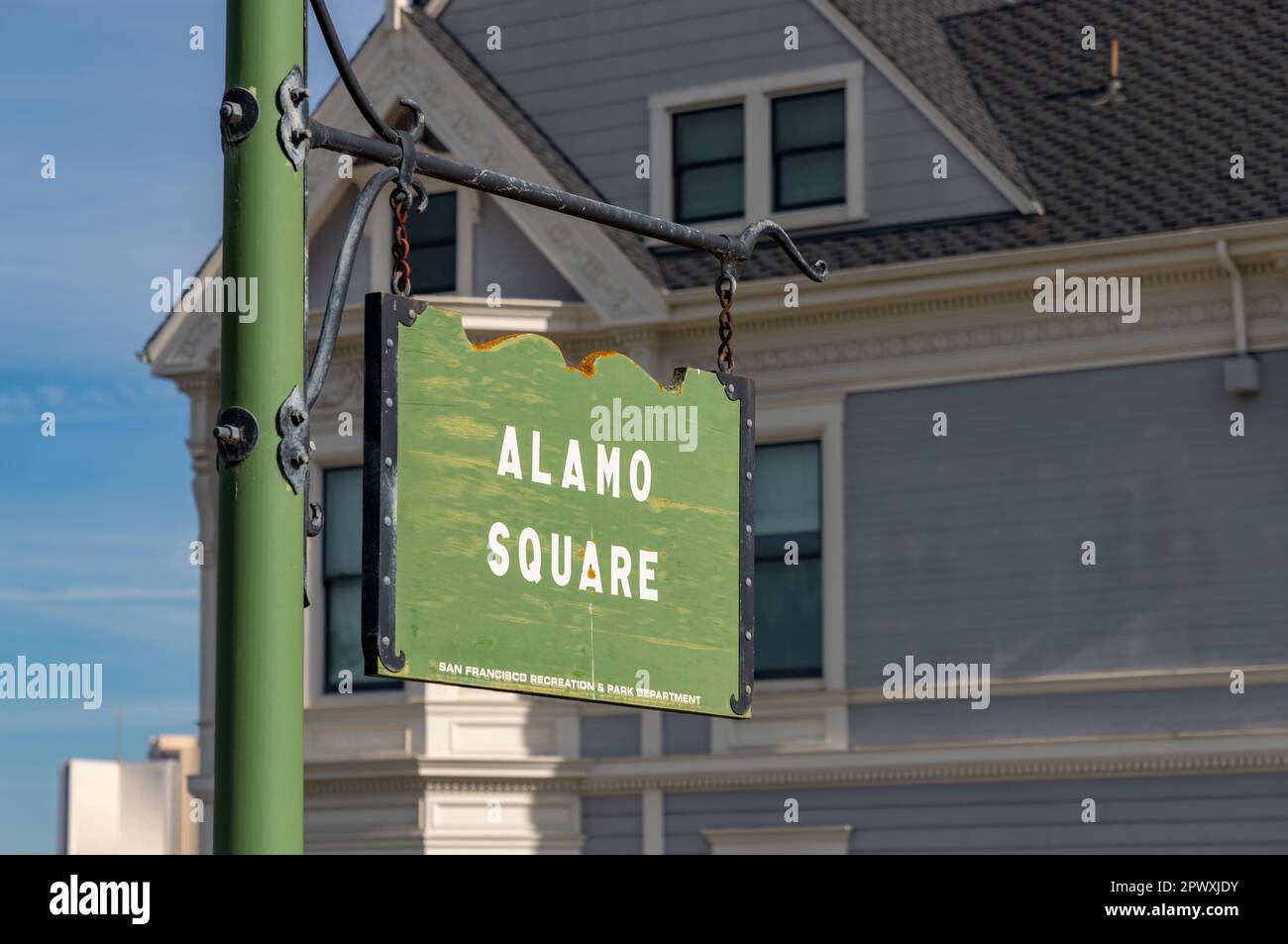 A picture of the Alamo Square sign Stock Photo - Alamy