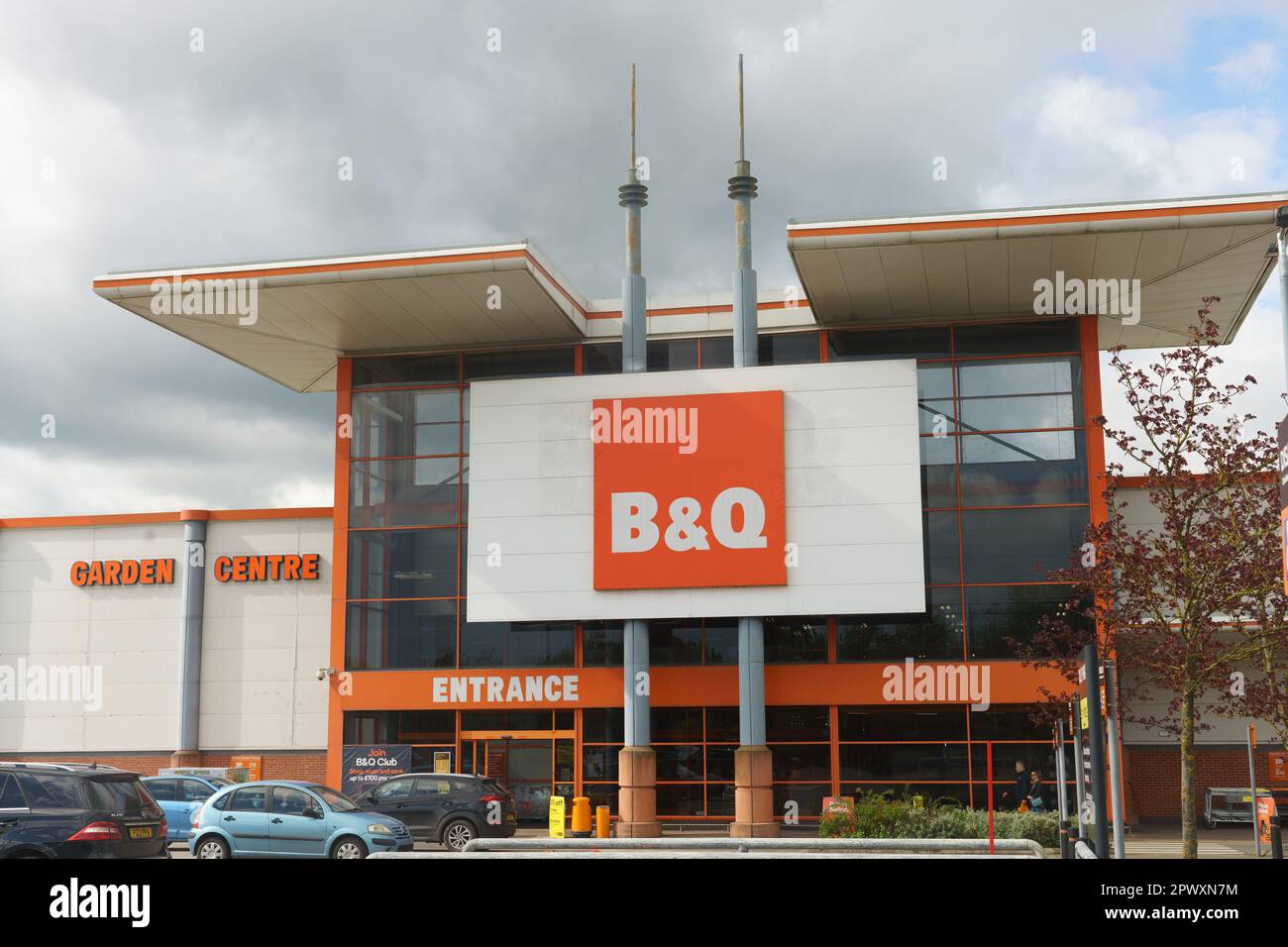 B+Q superstore sign Stock Photo - Alamy