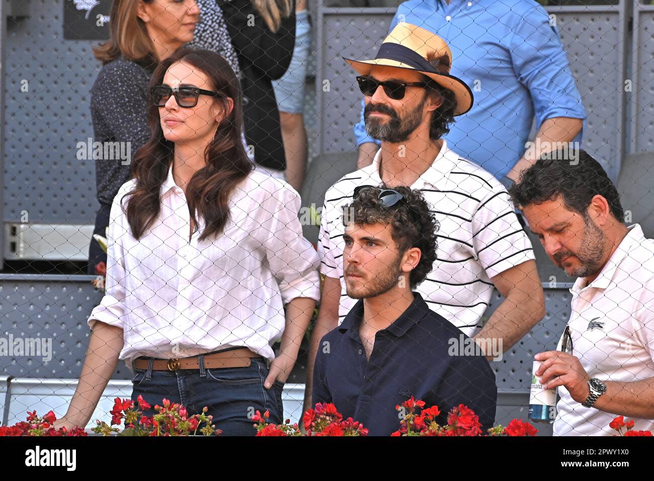 Iván Sánchez with Irene Esser during Paula Badosa's match against Cori ...