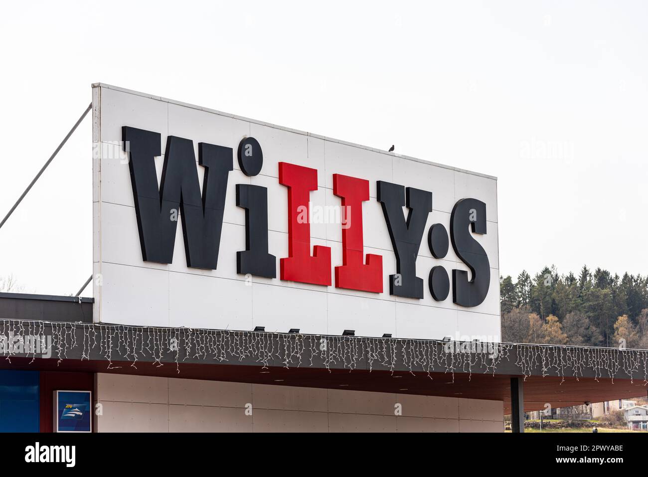 Willys supermarket hi-res stock photography and images - Alamy
