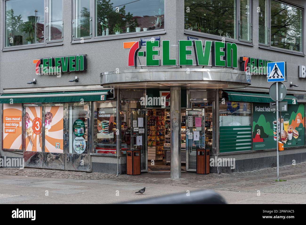 7eleven hi-res stock photography and images - Alamy