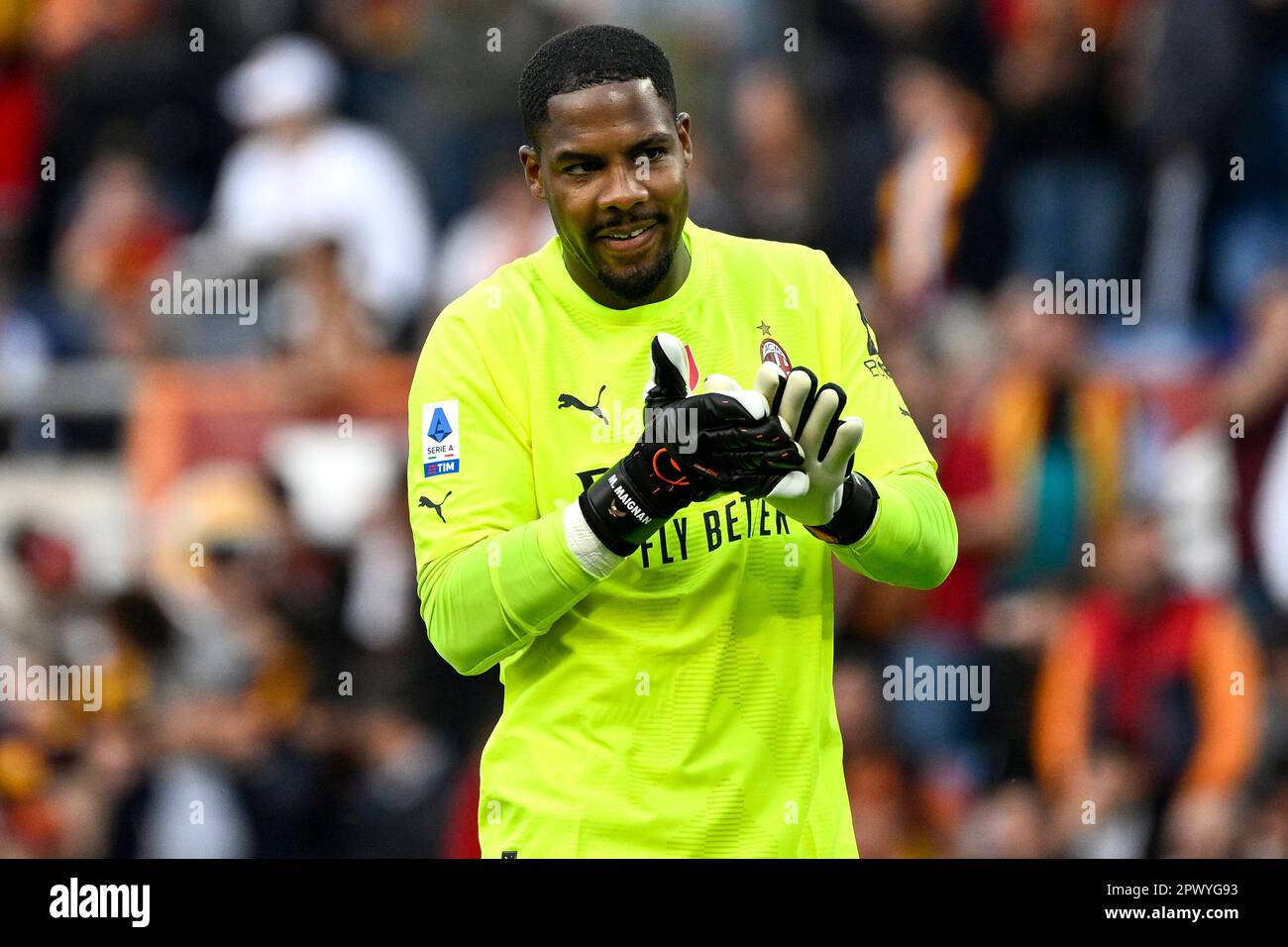 Mike Maignan of AC Milan during the Serie A football match between AS ...