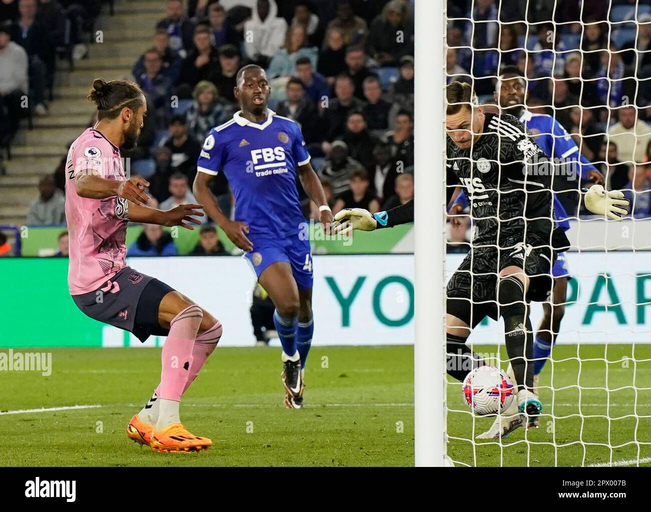 Daniel lewin hi-res stock photography and images - Alamy