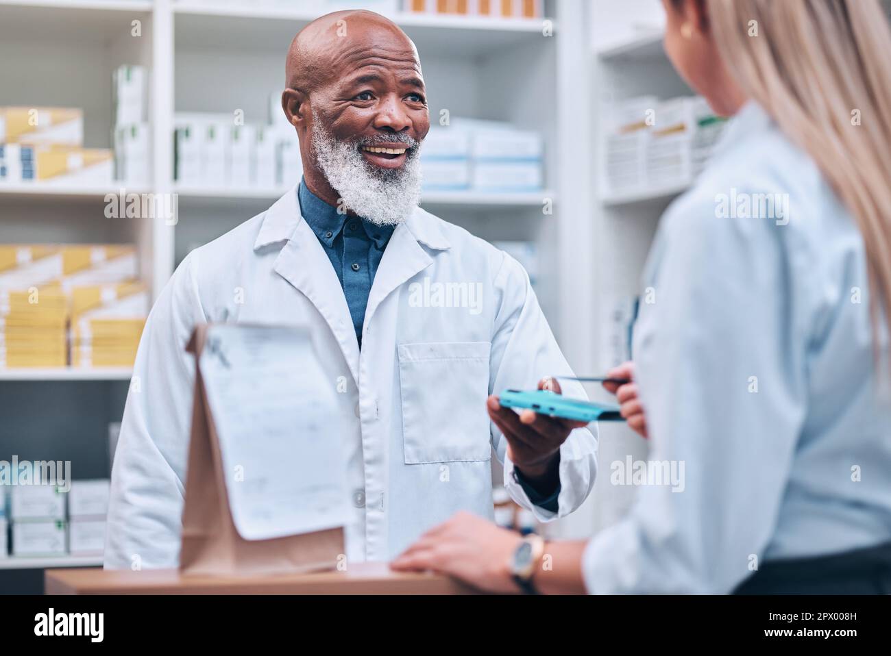 Prescription machine hi-res stock photography and images - Alamy