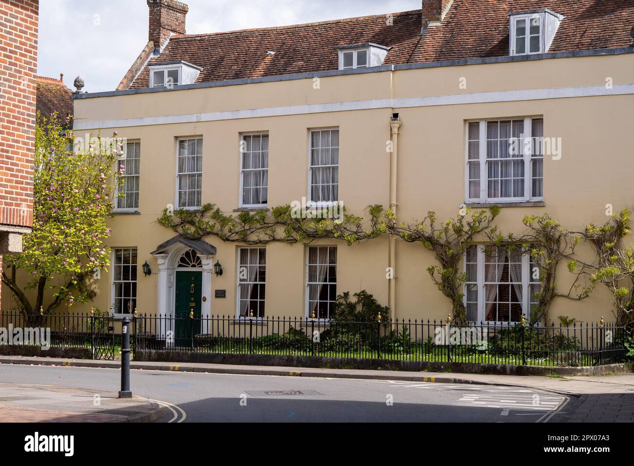 Old town house wimborne hi-res stock photography and images - Alamy