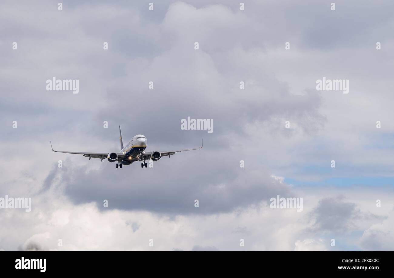 Bournemouth, United Kingdom - May 1st 2023: Ryanair Boeing 737-8 ...