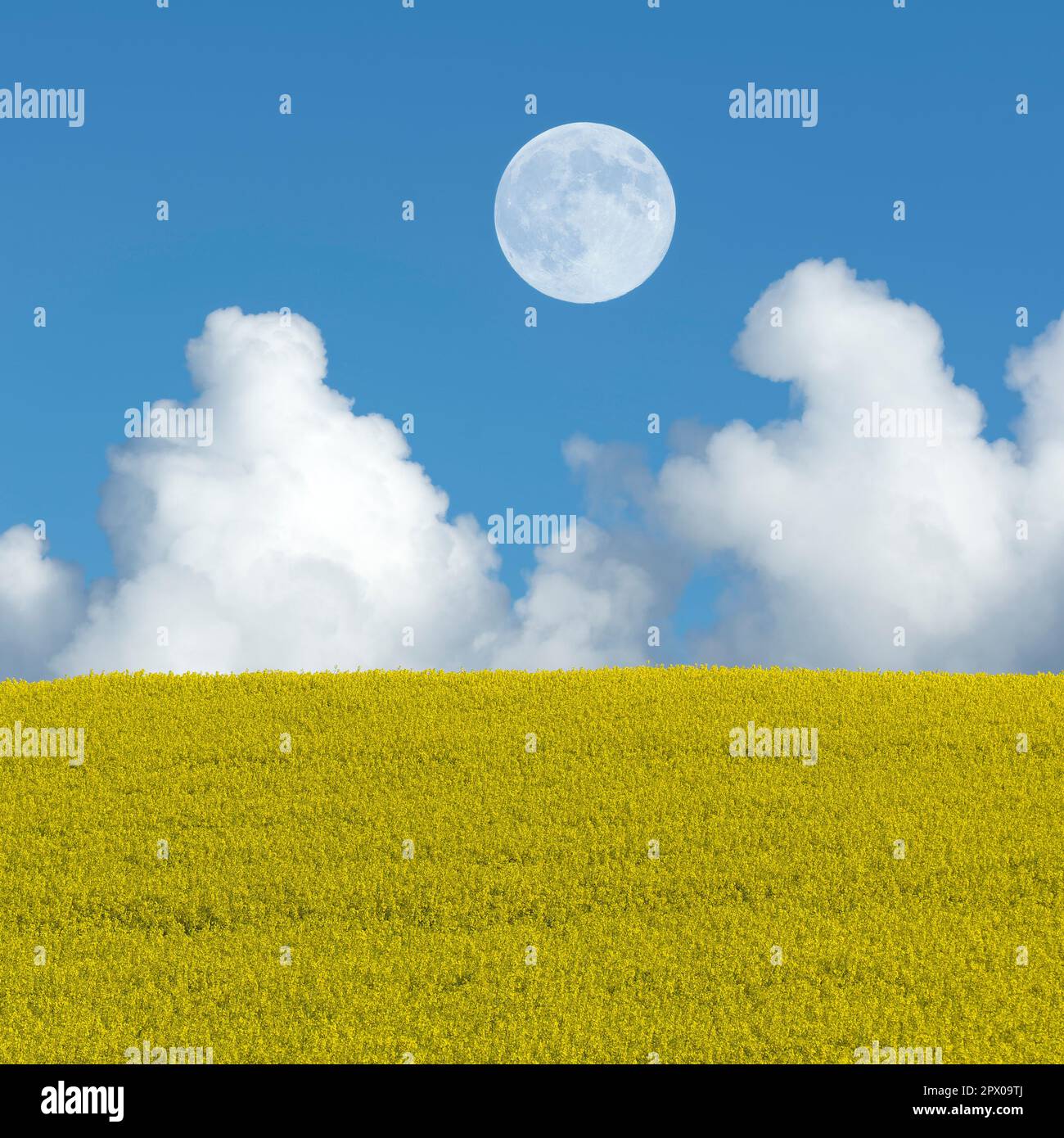 Full moon over bavaria hi-res stock photography and images - Alamy