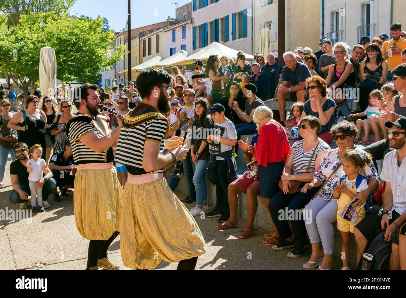 Show by Castor & Pollux (Cie Viad) during the Sol Y Fiesta Festival ...
