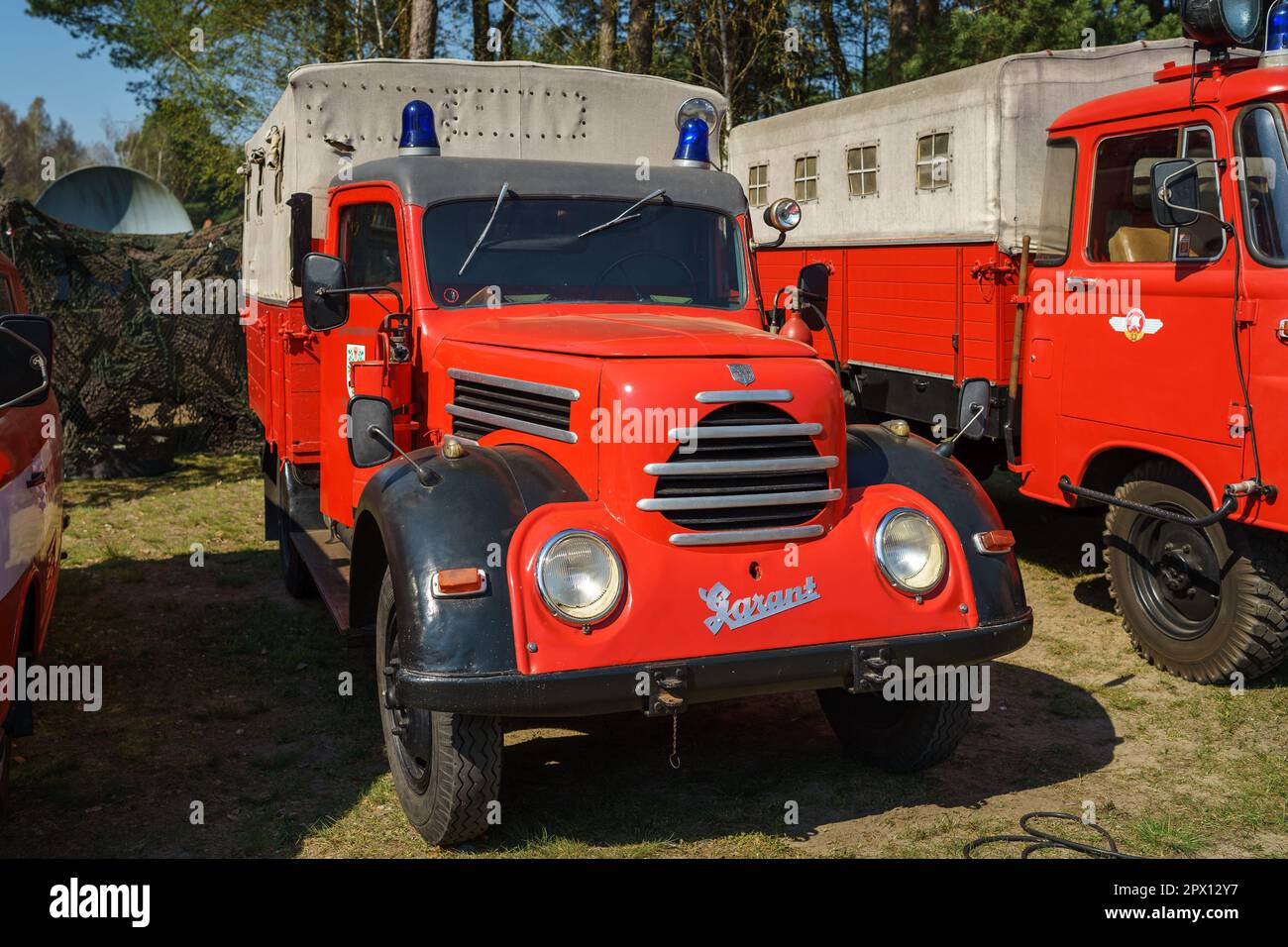 Garant truck hi-res stock photography and images - Alamy