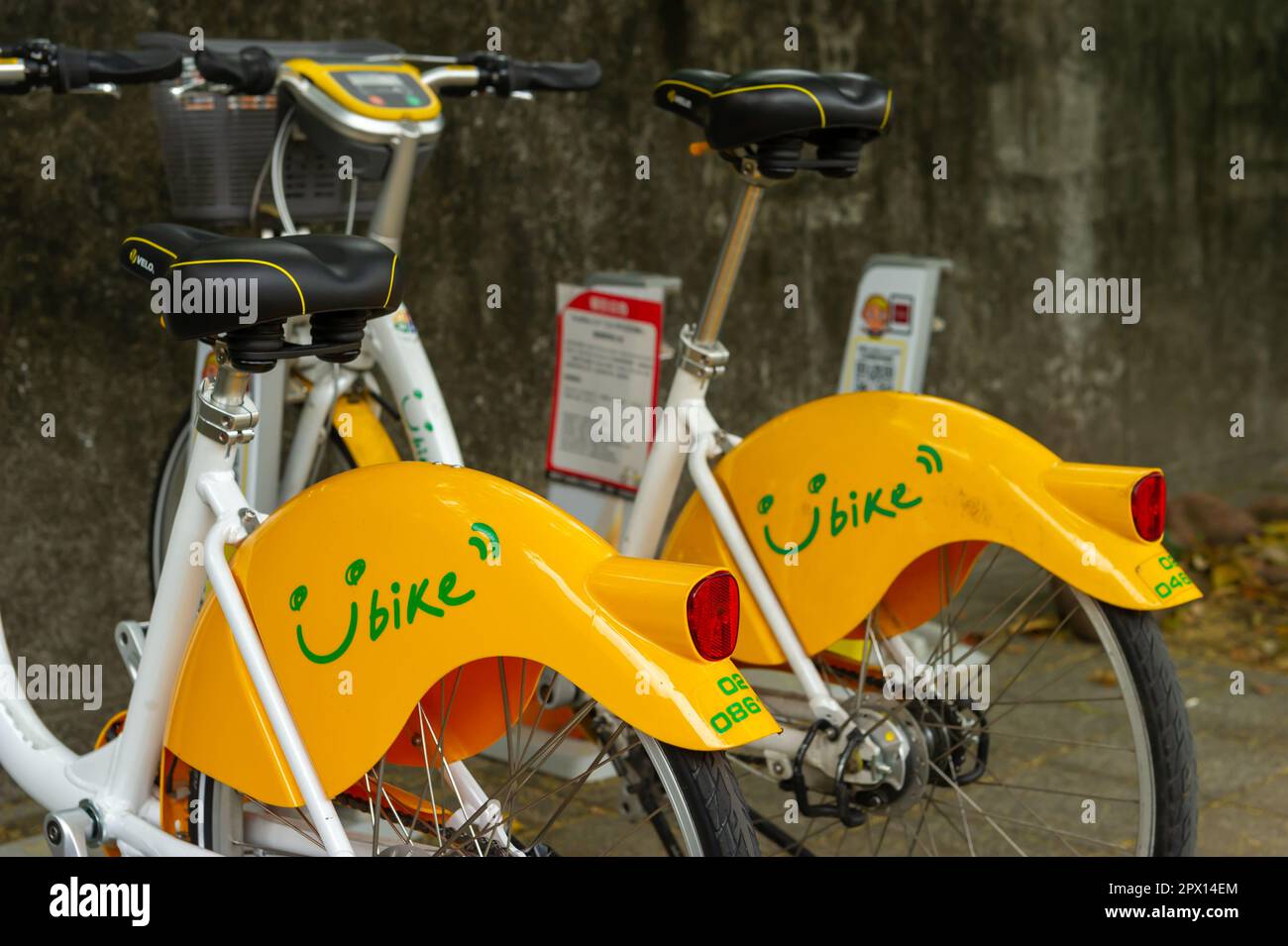 Bike in taipei hi-res stock photography and images - Alamy