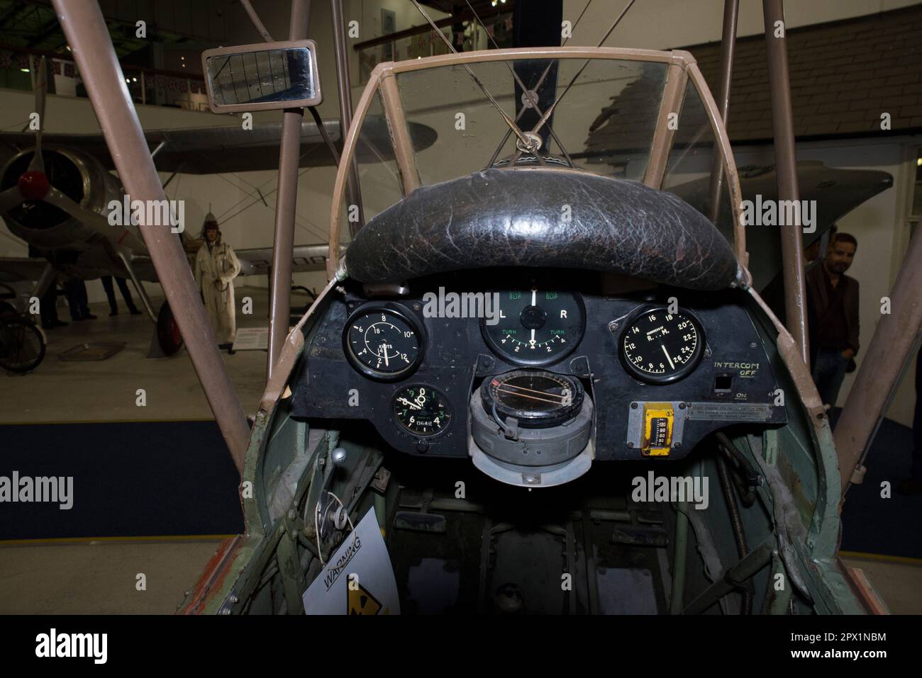 de Havilland Tiger Moth II cockpit interior Stock Photo - Alamy