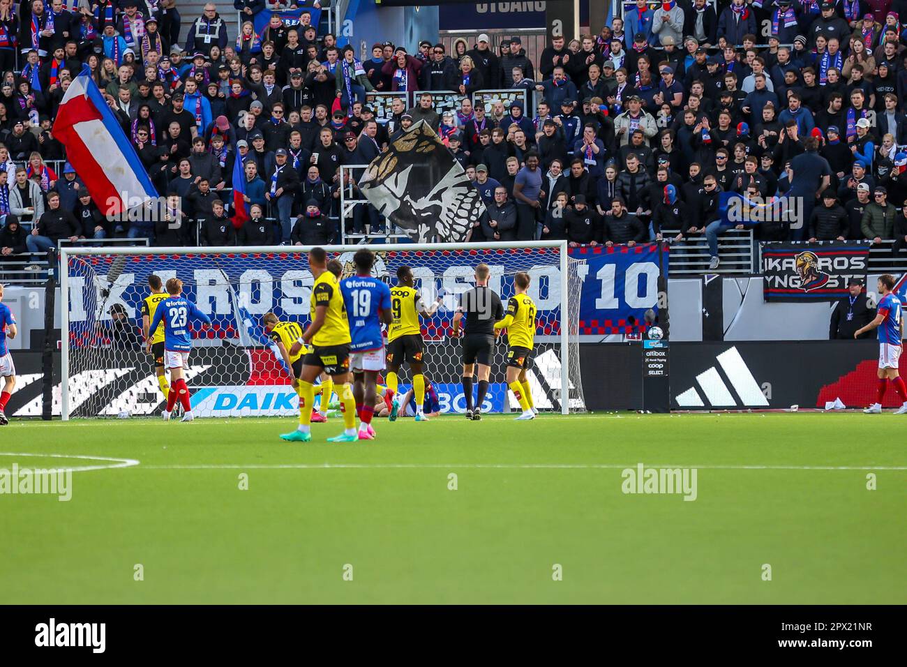 Olsen thomas hi-res stock photography and images - Alamy