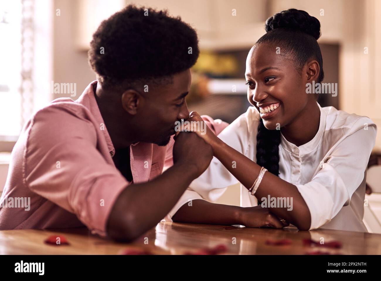 More kisses hi-res stock photography and images - Alamy
