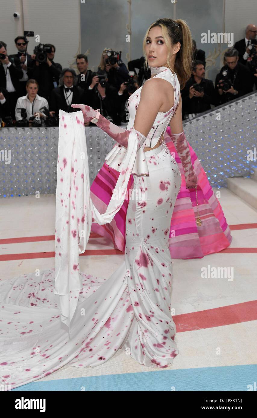 Eileen Gu attends The Metropolitan Museum of Art's Costume Institute ...