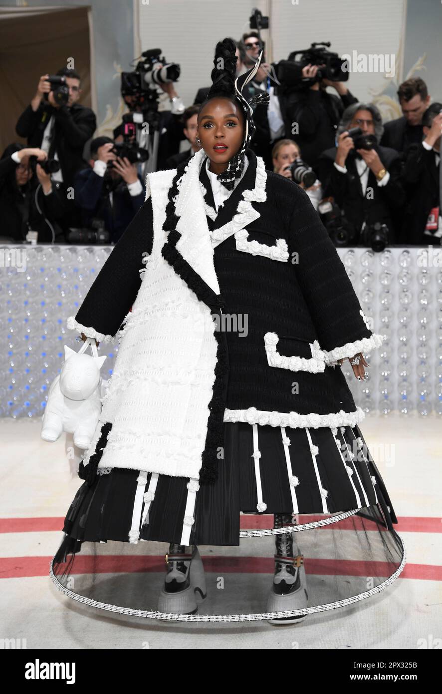 Janelle Monáe attends The Metropolitan Museum of Art's Costume ...