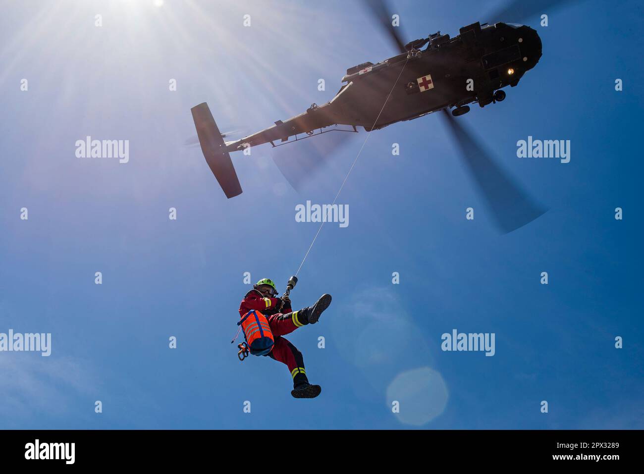 National fire department dive hi-res stock photography and images - Alamy