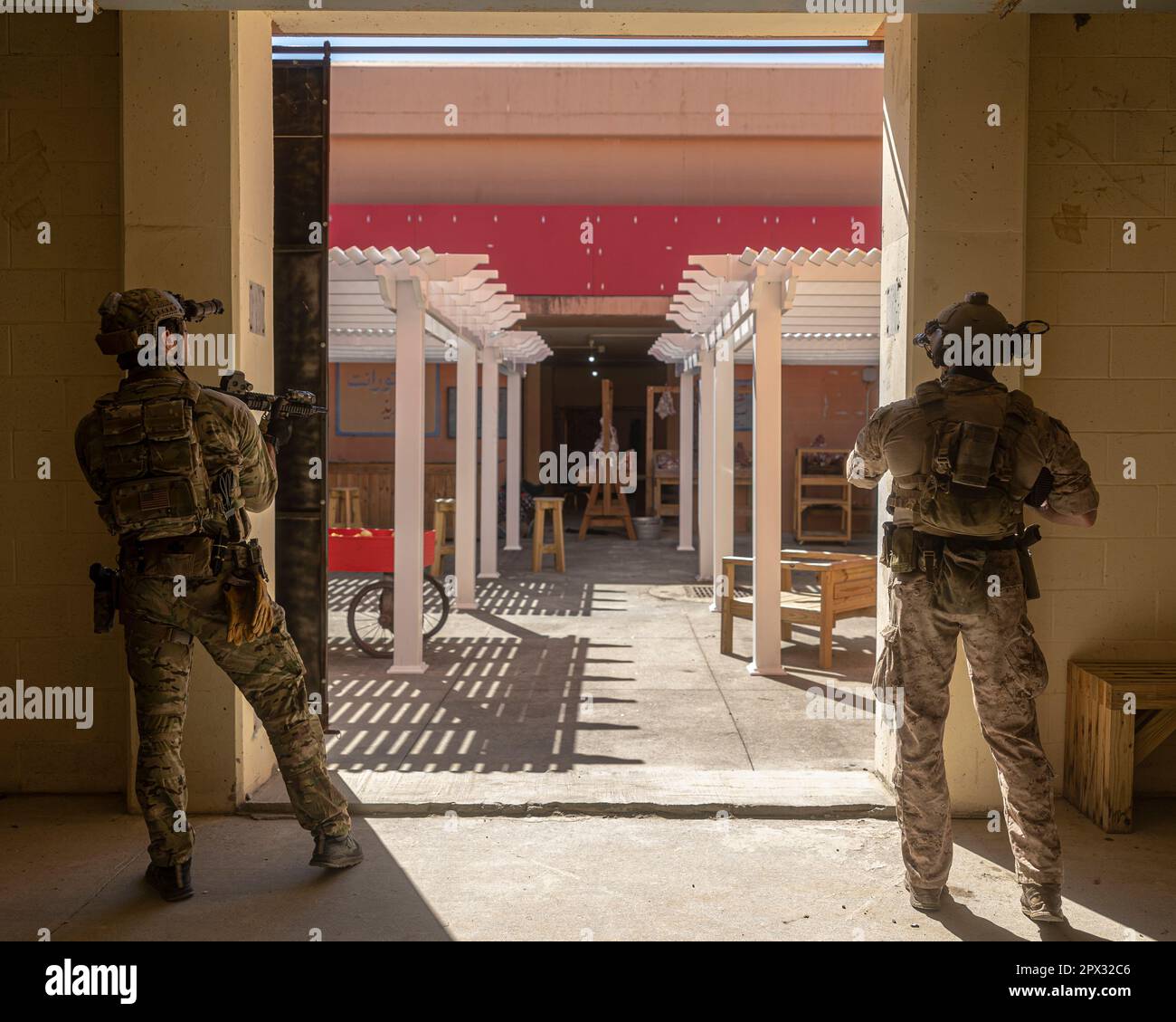 Integrated raid package hi-res stock photography and images - Alamy