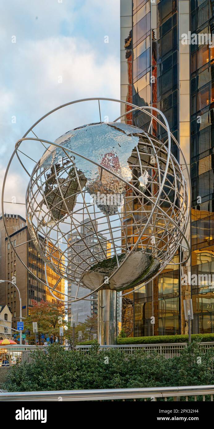 Kim Brandell’s Globe Sculpture next to Trump International Hotel ...