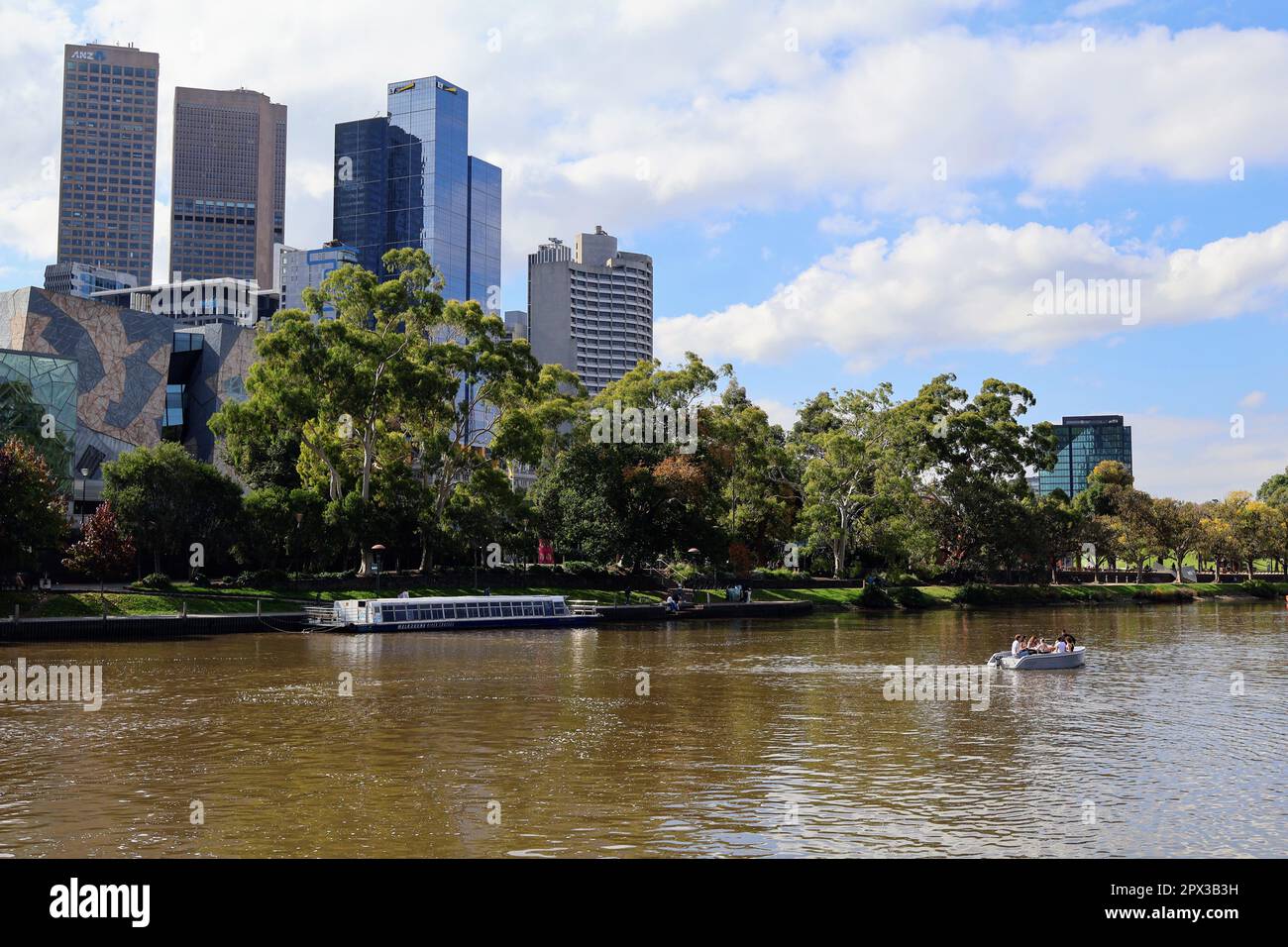 Autumn weekend in Melbourne Stock Photo - Alamy