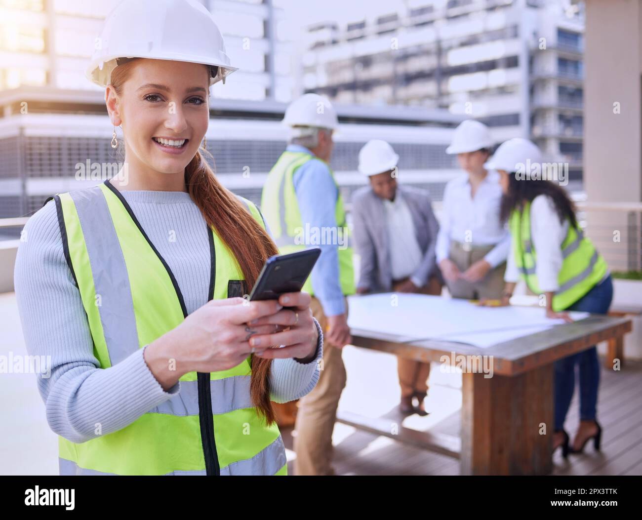 Female construction worker candid hi-res stock photography and images ...