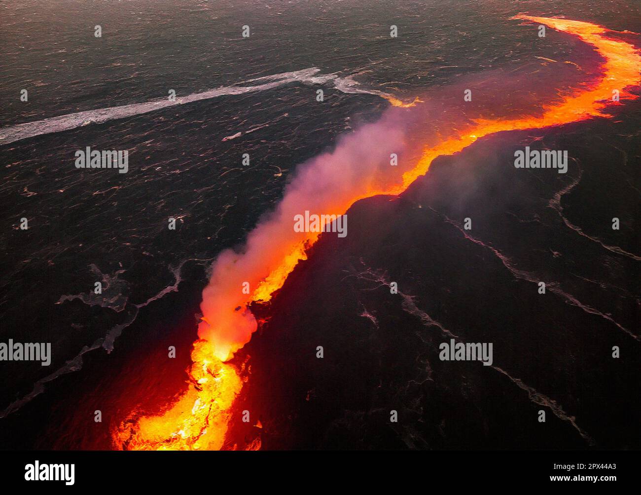 Magma flow hi-res stock photography and images - Alamy
