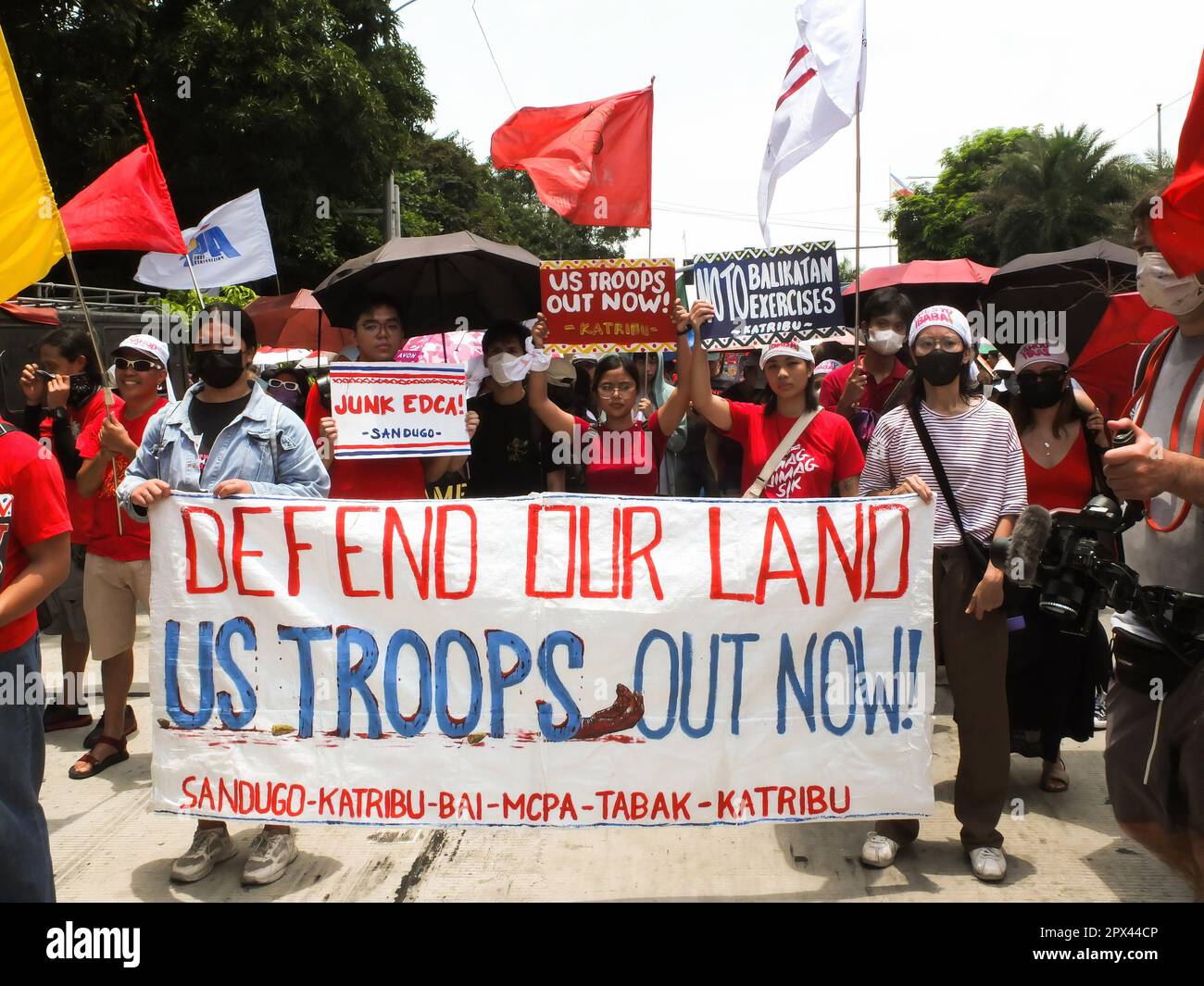 Manila, Philippines. 01st May, 2023. Protesters hold a banner during ...