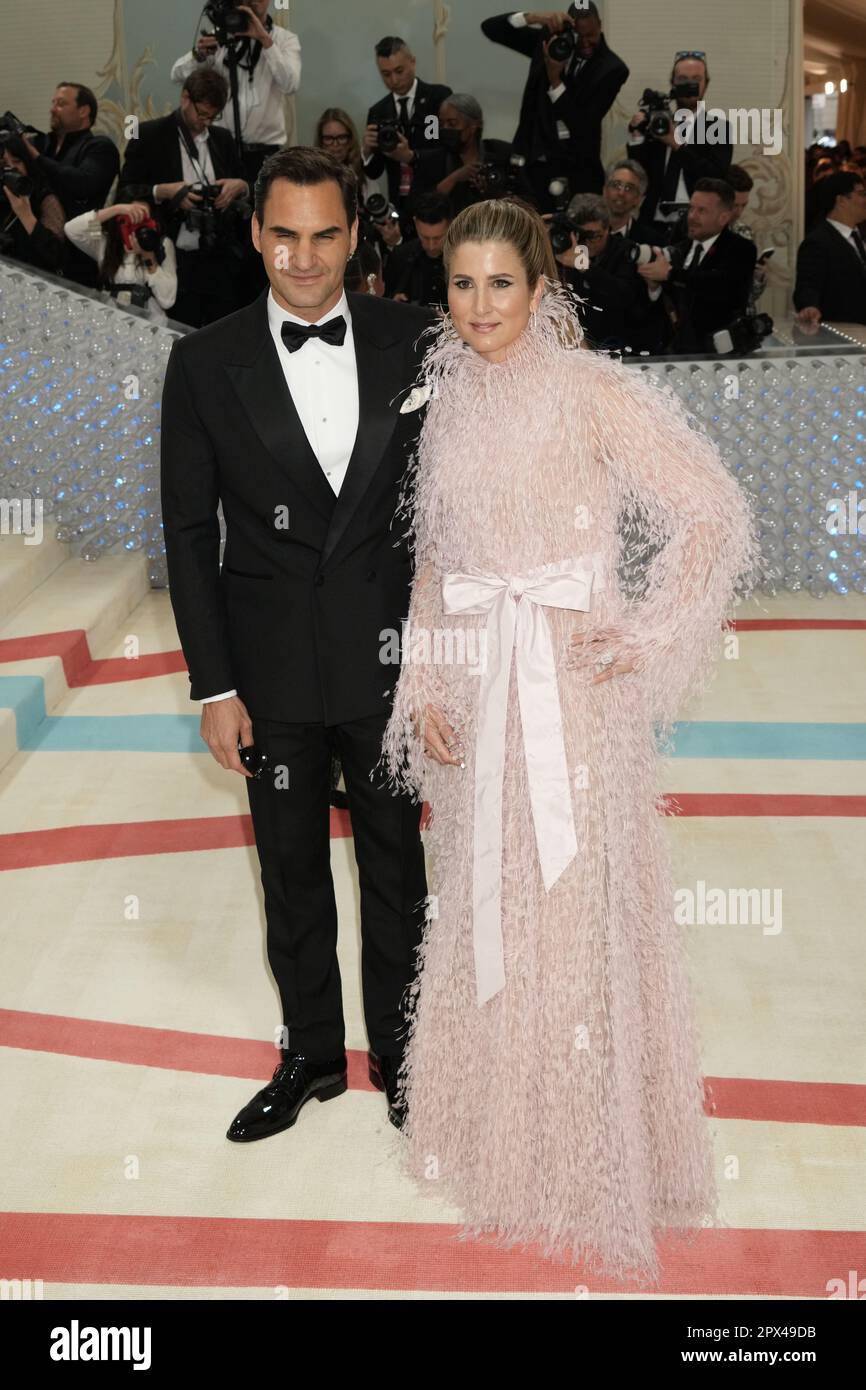 New York, USA. 01st May, 2023. Roger Federer, Mirka Federer on the red ...