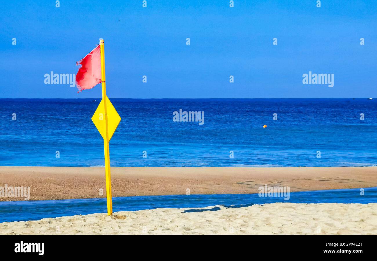Red flag swimming prohibited high waves in Zicatela Puerto Escondido ...