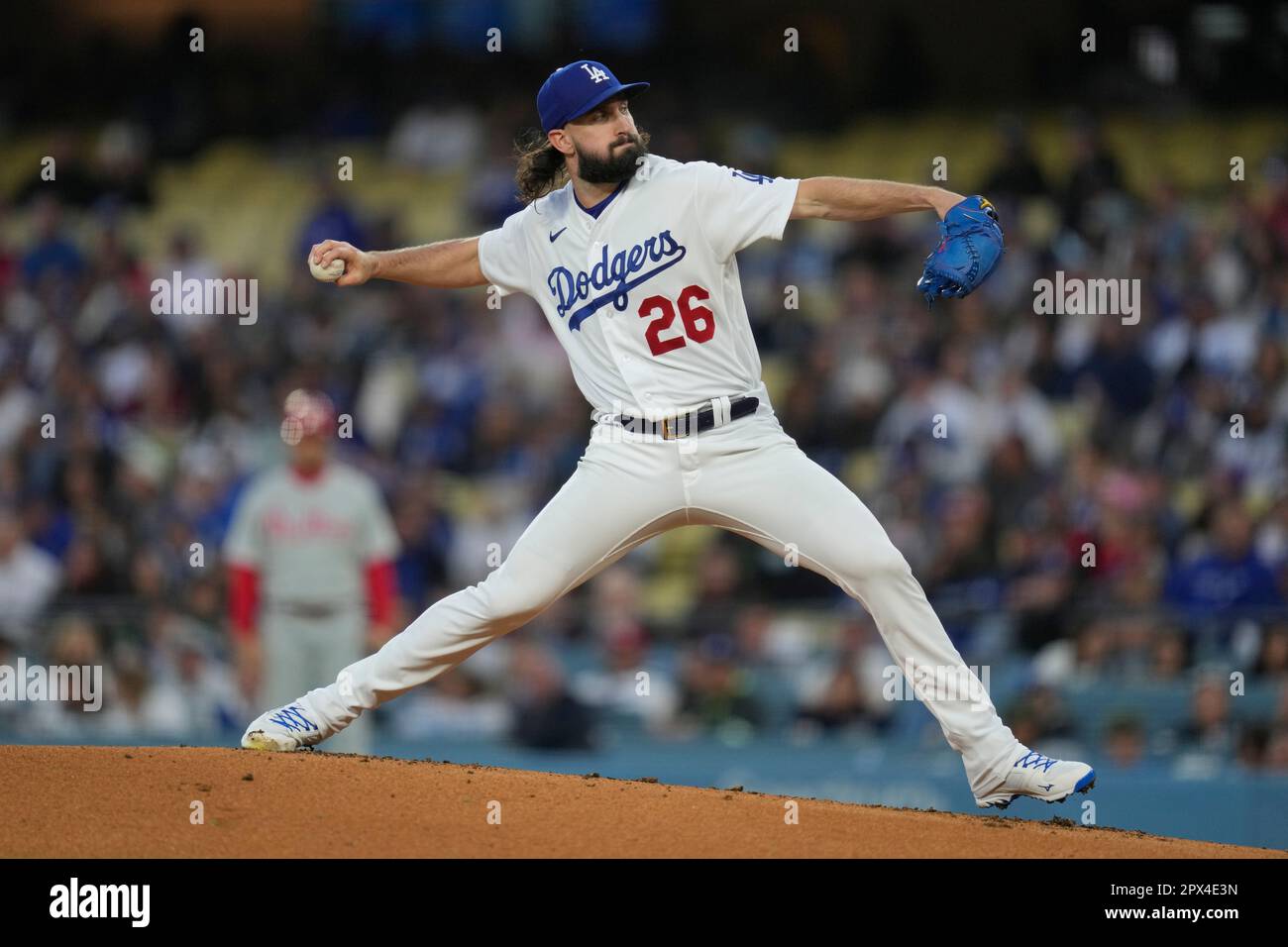 Los Angeles Dodgers starting pitcher Tony Gonsolin (26) throws during ...