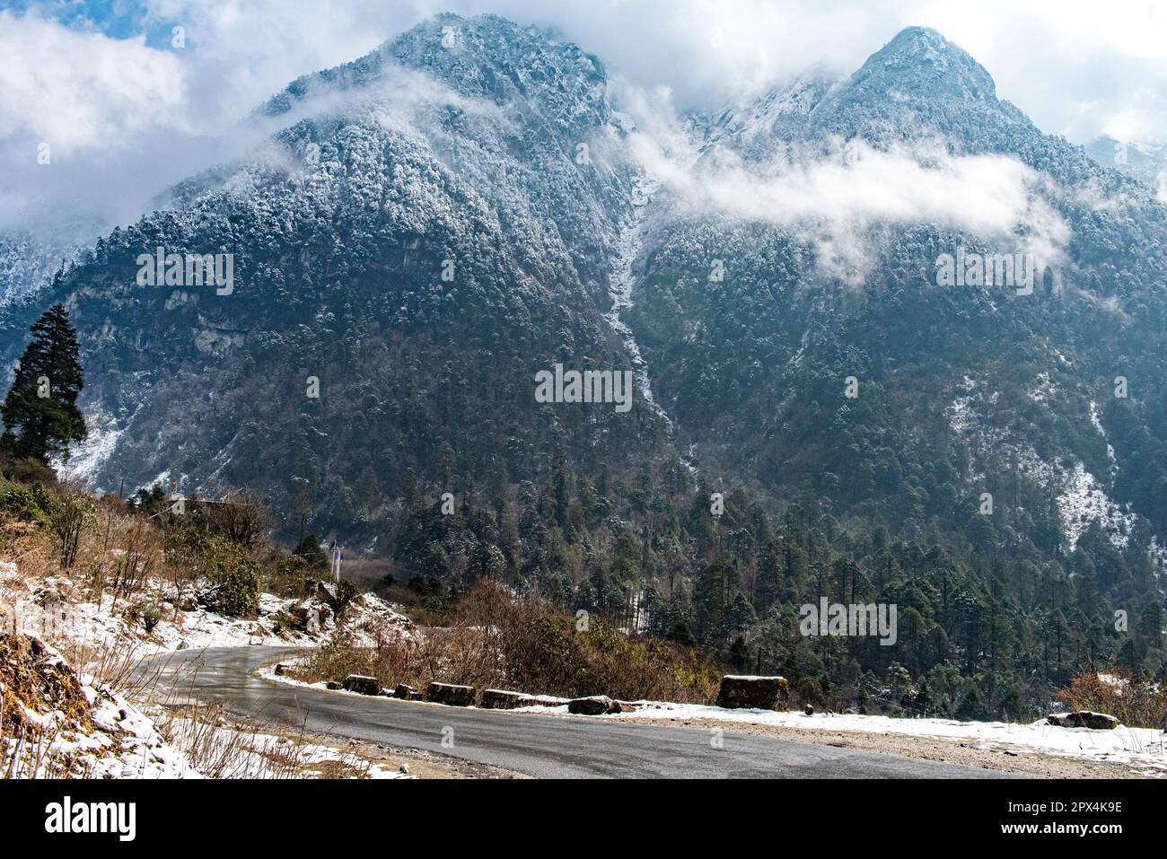 Beautiful sikkim scenaries hi-res stock photography and images - Alamy
