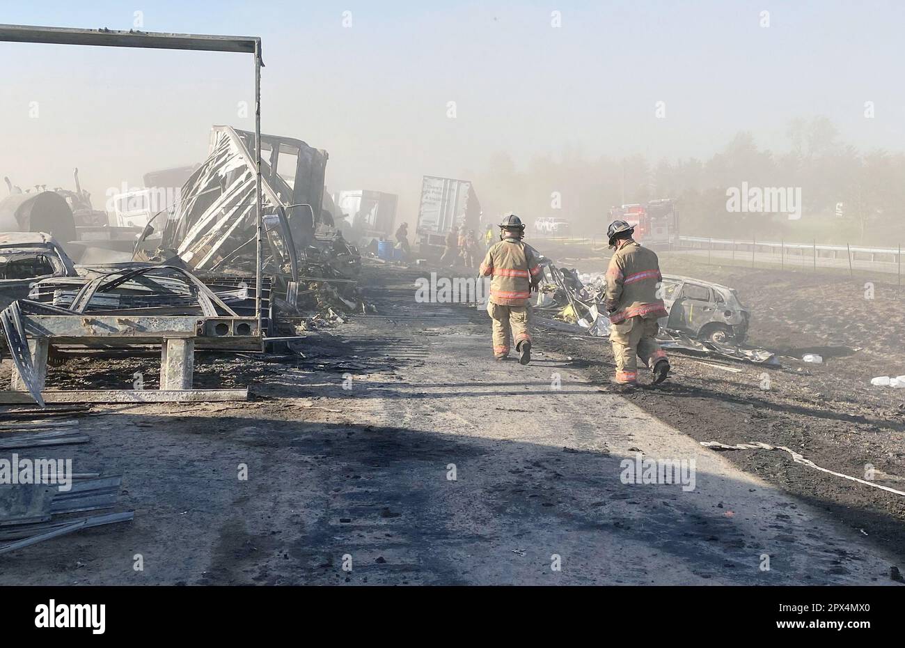Dust storm may 2023 illinois hi-res stock photography and images - Alamy